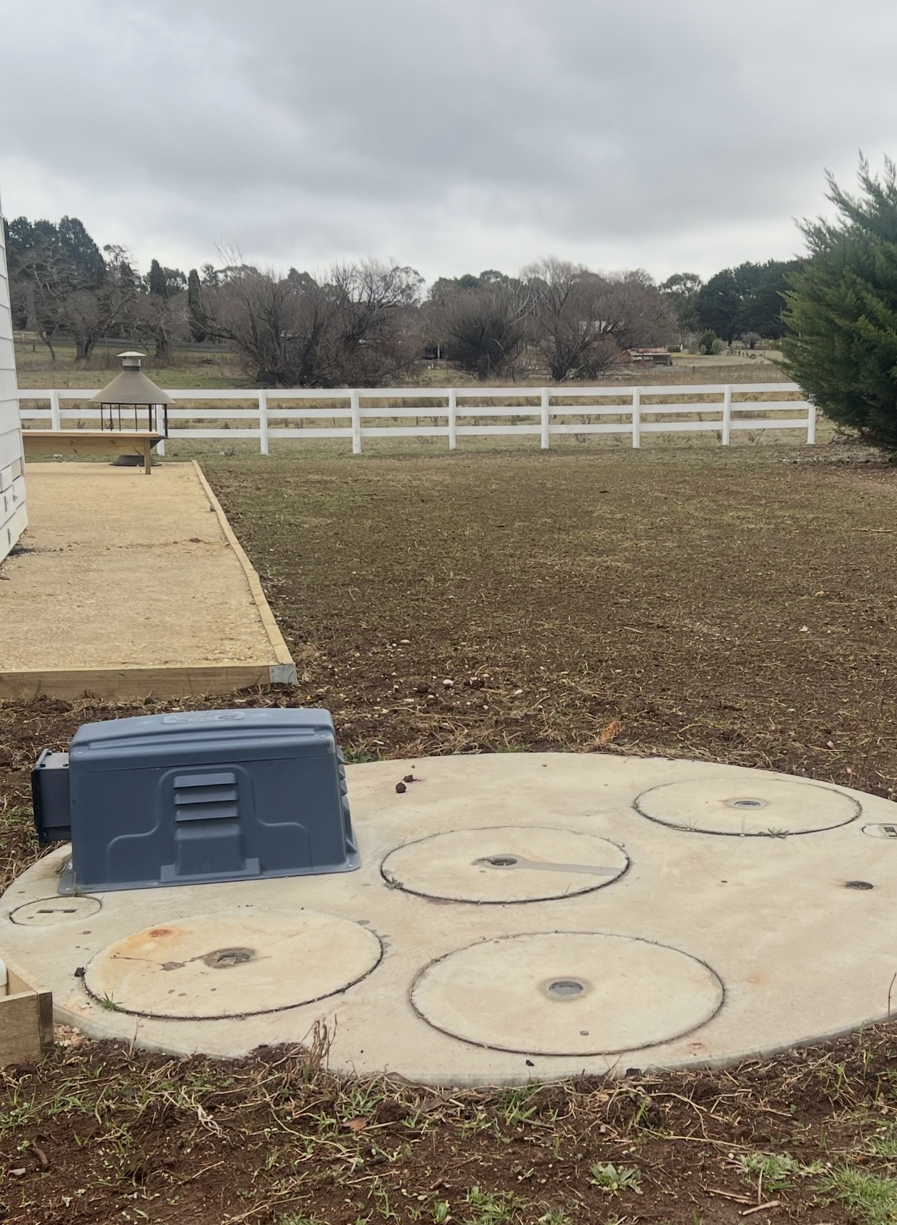 Taylex ABS Concrete Tank Romsey | R & F Building Industries